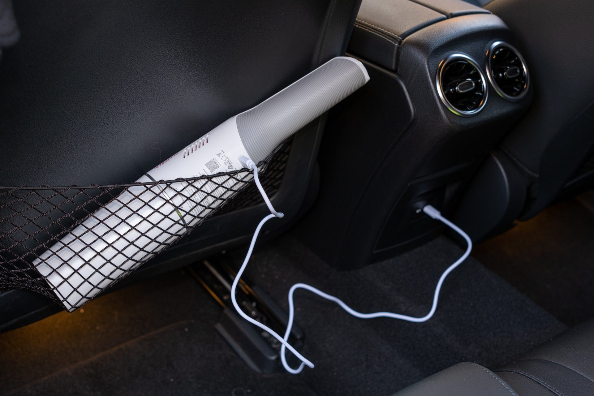 Test: eufy Clean HomeVac H20 fürs Auto