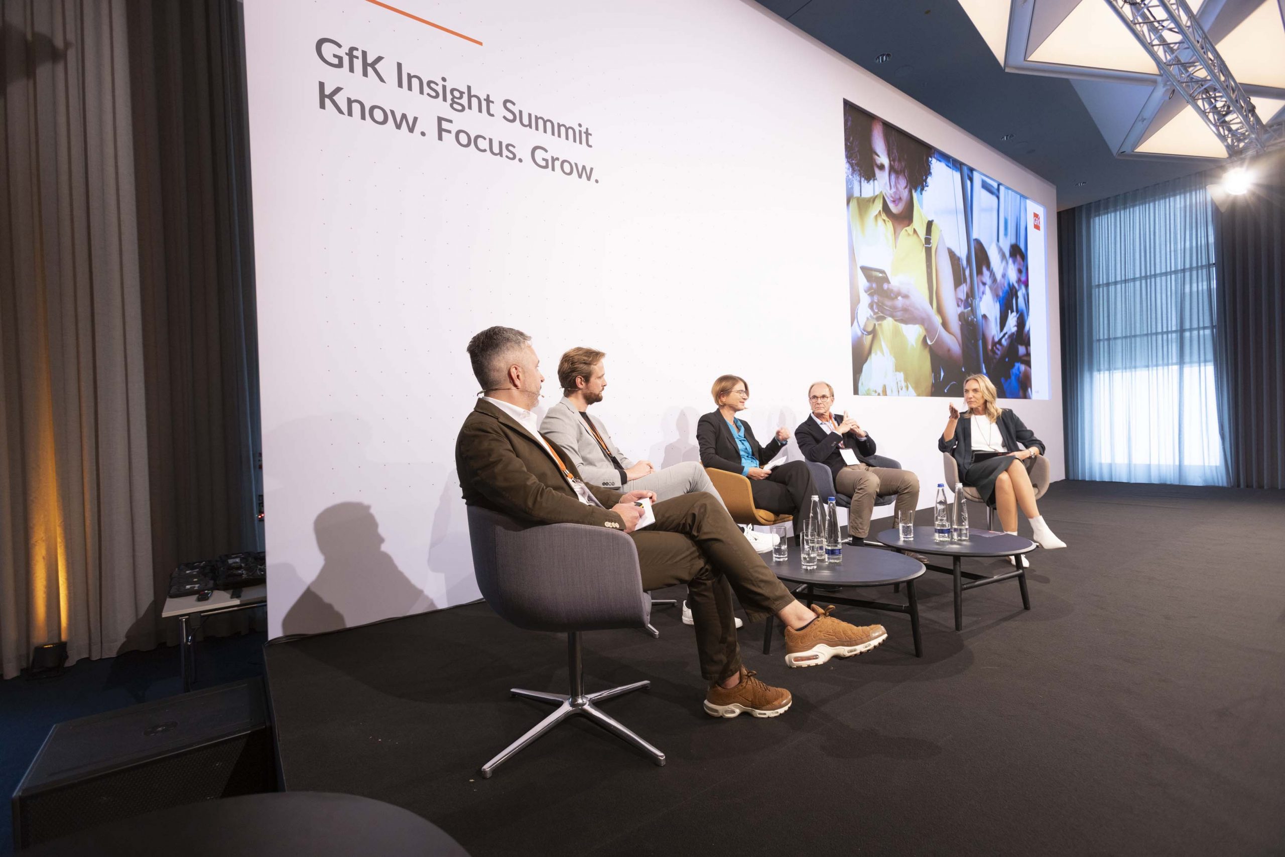 Für Hersteller & Händler: NIQ & GfK Insight Summit Germany