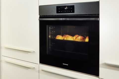 Constructa Backofen CF6M77050